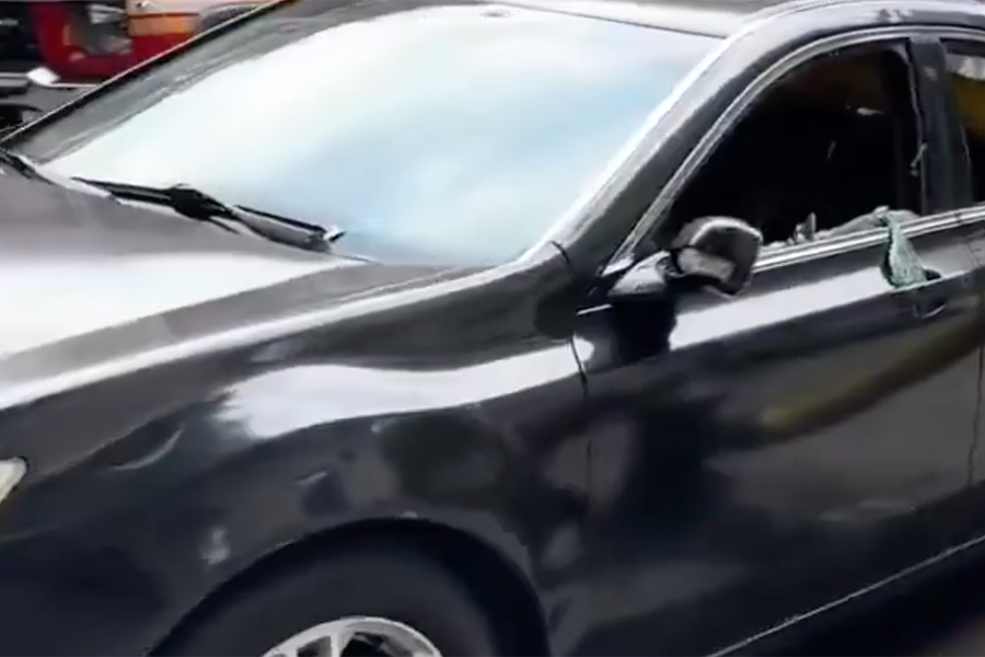 KAKVA GREŠKA: Vozač nepropisno parkirao automobil, a kada se vratio ...