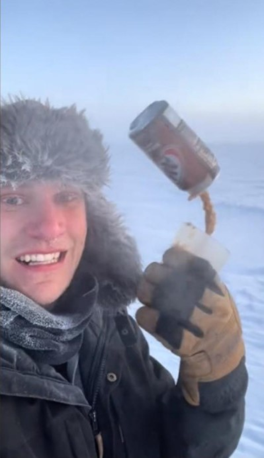 I OD SAMOG PRIZORA JE HLADNO: Kako izgleda ručak na minus 64 stepena ...