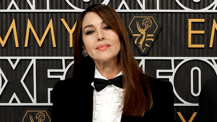 KONTRA TRADICIONALNOM ŽENSKOM DRESKODU: Monica Bellucci dokazala da je ...