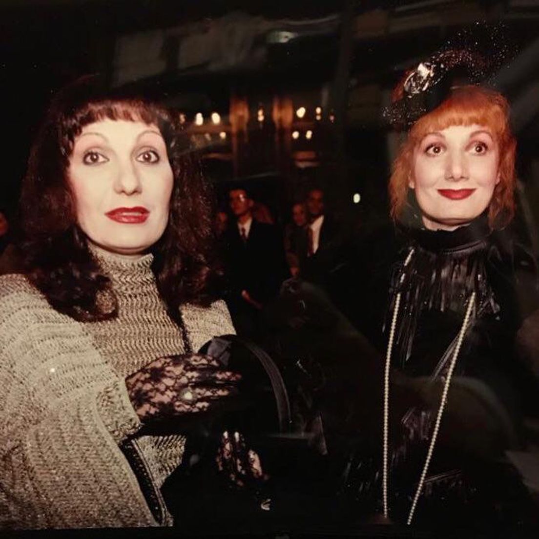 NIKO NE VJERUJE DA JE OVO ISTINA: Procurila rijetka fotografija sestre ...