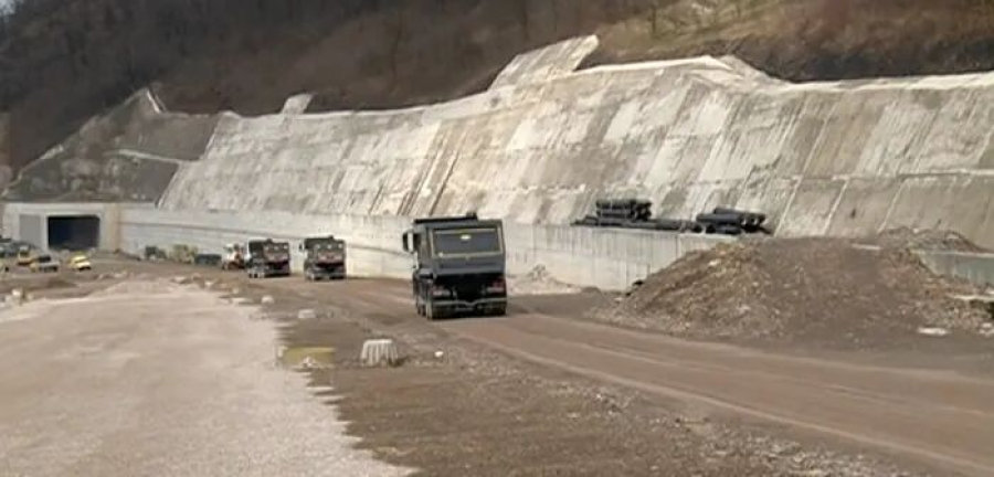 NASTAVLJENA GRADNJA VEOMA VAŽNE DIONICE: Od Sarajeva do Tešnja uskoro ...