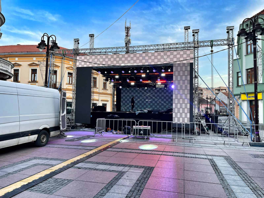 SVE SPREMNO ZA KONCERT HALIDA BEŠLIĆA: Besplatni spektakl povodom 24. godišnjice... | Slobodna Bosna