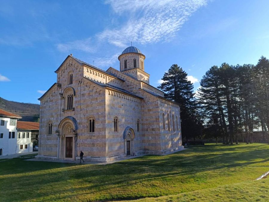 USLOV ZA PRIJEM KOSOVA U VIJEĆE EVROPE: Zemlja manastira Visoki Dečani ...
