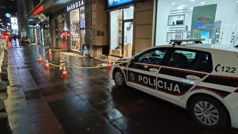 MUP KS OBJAVIO DETALJE: Uhapšen vozač Audija koji je udario pješakinju na trotoaru u centru ...