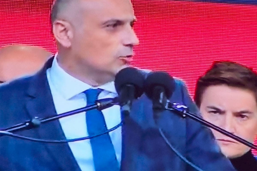 SKANDAL NA DODIKOVOM HUŠKAČKOM SKUPU U BANJOJ LUCI: Darko Banjac ...