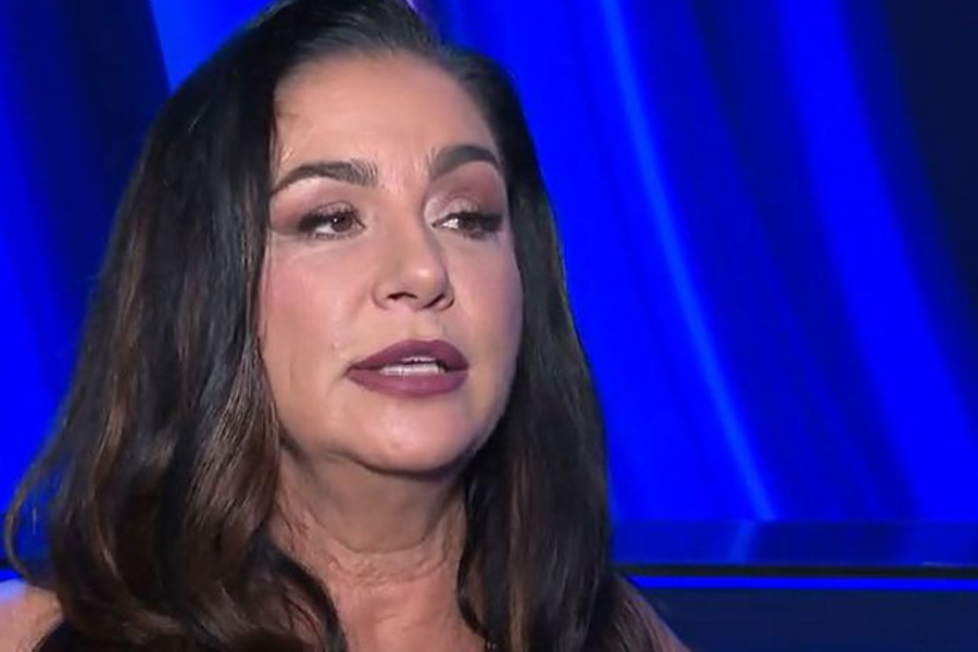 NEOBIČNO IZDANJE: O izbornom plakatu Alke Vuice bruji cijeli region… | Slobodna Bosna