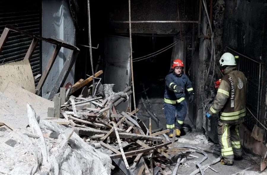 NOVI DETALJI TRAGEDIJE: Broj mrtvih u požaru u Istanbulu porastao na 29 ... NOVI DETALJI TRAGEDIJE: Broj mrtvih u požaru u Istanbulu porastao na 29 ...