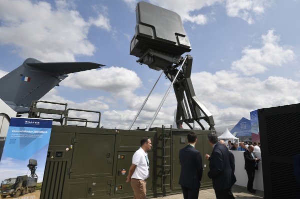 FRANCUSKA IMA VOJNI RADAR KOJI SVI OČAJNIČKI ŽELE: Hvata sve - od ptica ...