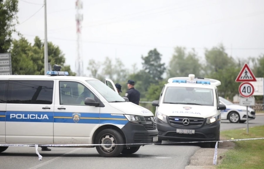 POLICIJA OBJAVILA DETALJE STRAVIČNE NESREĆE: Uhapšen vozač koji je jučer kamionom naletio na ...