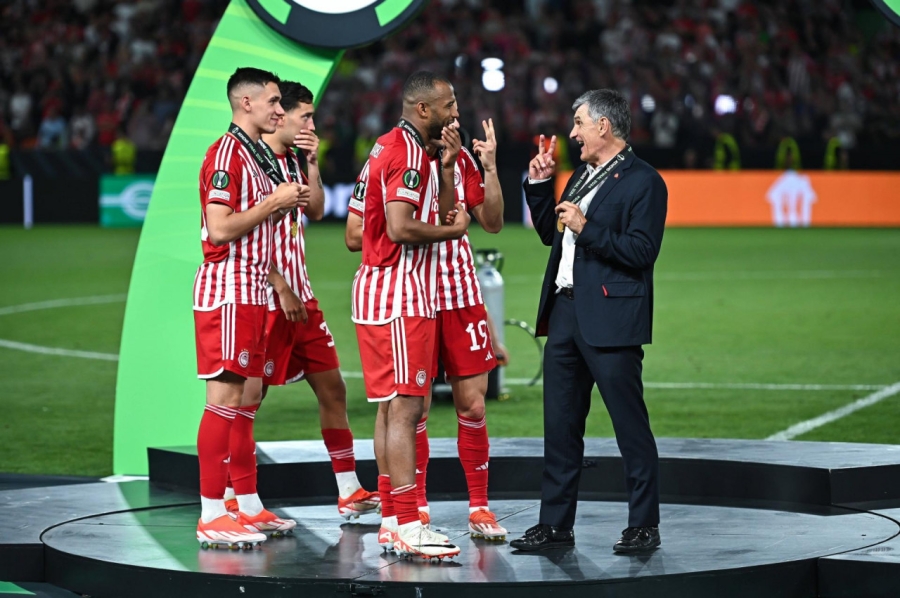 SADA SVI PRIČAJU O NJEMU: Senzacionalni podvig nepriznatog nogometnog ... SADA SVI PRIČAJU O NJEMU: Senzacionalni podvig nepriznatog nogometnog ...
