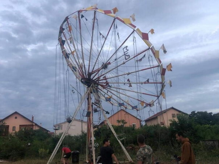 U BLIZINI TAMOŠNJE GIMNAZIJE: Šestero djece povrijeđeno nakon pada s ...