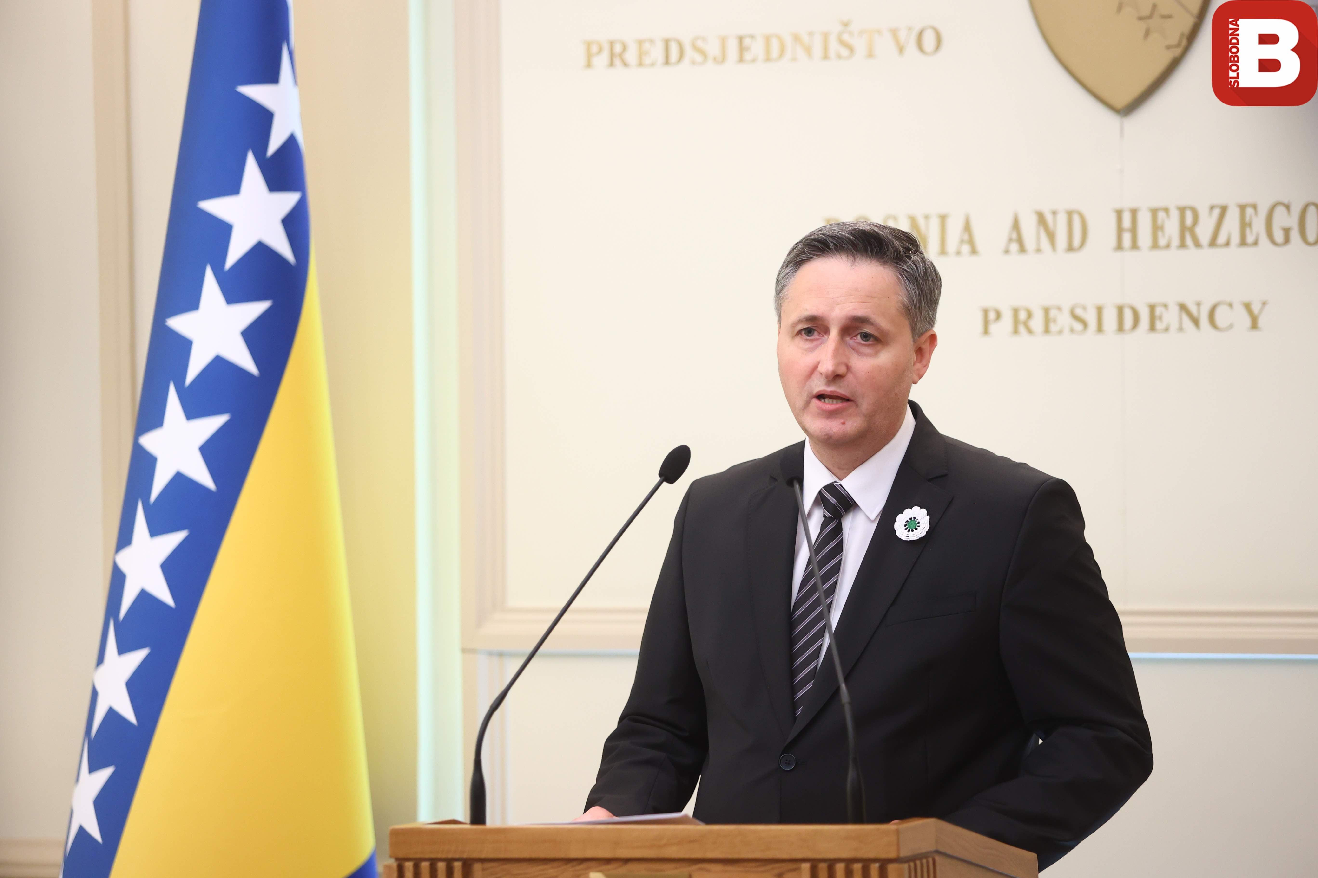 'SB' U PREDSJEDNIŠTVU BiH, BEĆIROVIĆ: 'Usvojena Rezolucija mala ...