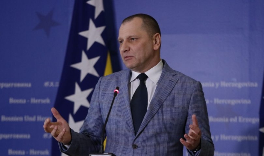 ZLATKO MILETIĆ NAKON USVAJANJA REZOLUCIJE: 'U našim rukama je najjači ... ZLATKO MILETIĆ NAKON USVAJANJA REZOLUCIJE: 'U našim rukama je najjači ...