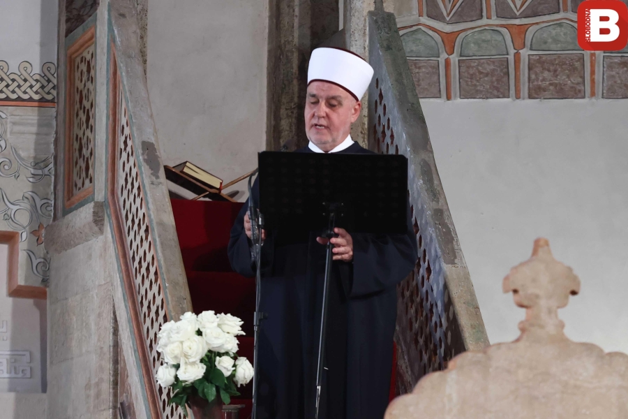 BAJRAMSKA HUTBA REISA KAVAZOVIĆA: 'I ne slušajmo vođe koji pozivaju na saborovanje, jer nas je ...