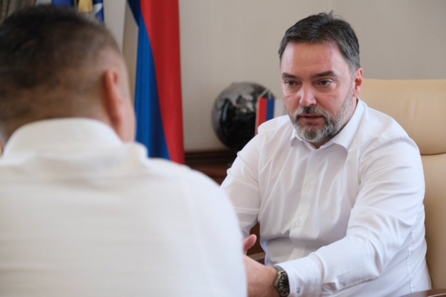 'TIM RS ZA SARAJEVO': Košarac objavio fotografiju s Nešićem uz ...