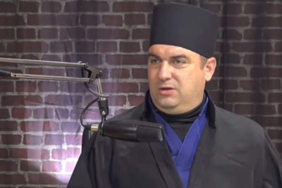 BIVŠI ĐAKON SPC PODIGAO SRBIJU NA NOGE: 'Ne plašim se ni Vučića ni ...