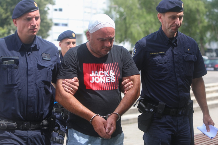 JEDNA ŽENA POVRIJEĐENA: Muškarac koji je namjerno gazio bicikliste ... JEDNA ŽENA POVRIJEĐENA: Muškarac koji je namjerno gazio bicikliste ...