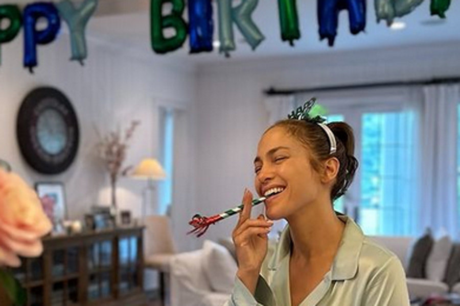 JE LI PUKLA TIKVA: Jennifer Lopez proslavila rođendan, suprug Ben ...