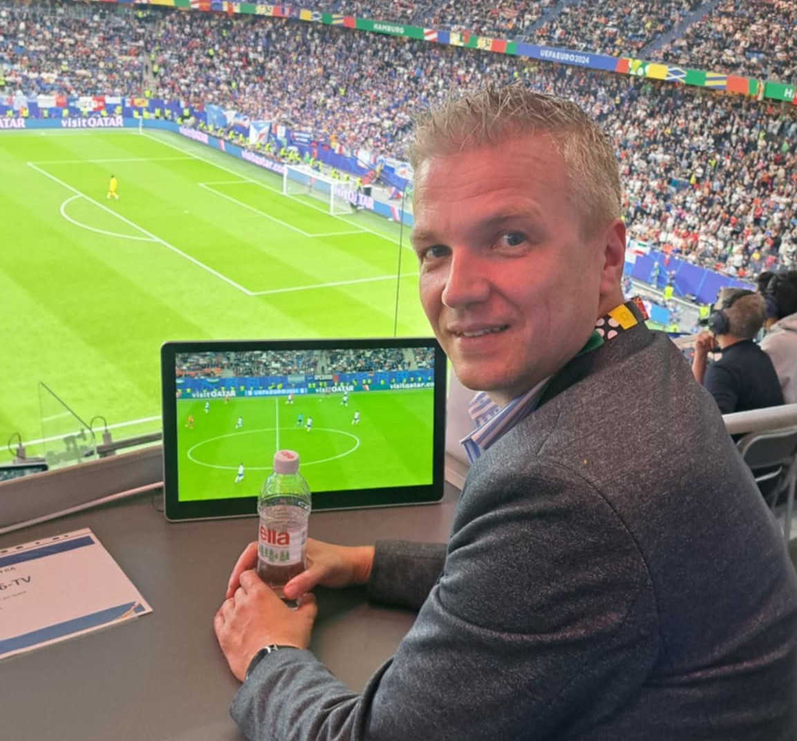 ŠPANIJA ILI ENGLESKA, PITANJE JE SAD: ŠARIĆ, DUJKOVIĆ, DELIĆ: Sportski ...