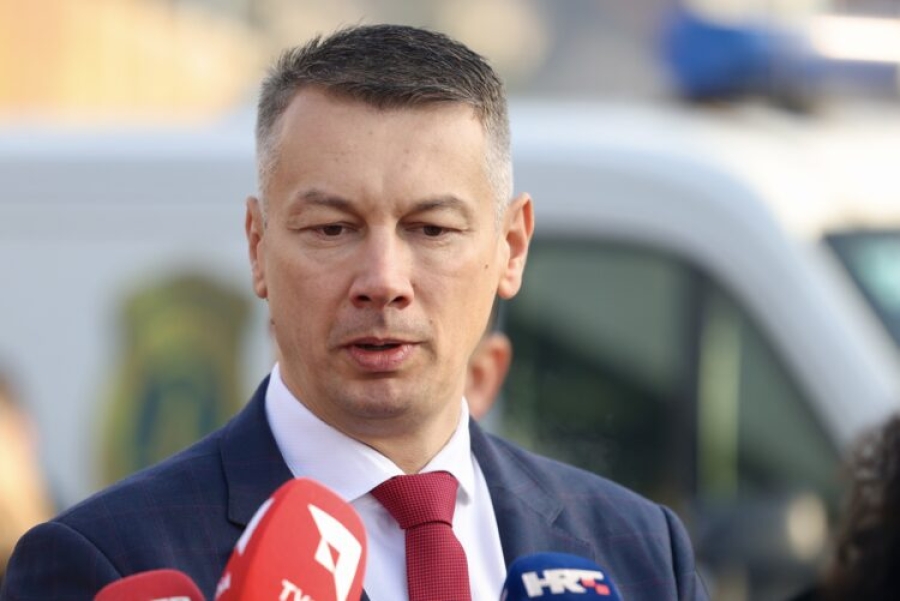 MINISTAR NENAD NEŠIĆ POTVRDIO: 'Helikopteri iz Srbije dolaze sutra ...