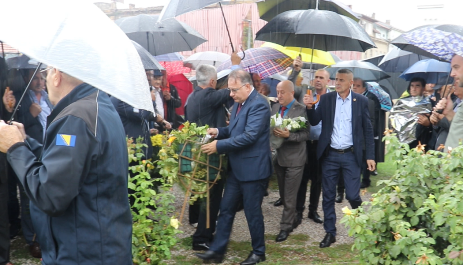 I PREMIJER NIKŠIĆ BIO JE NA LICU MJESTA: U Mostaru obilježen Dan ...