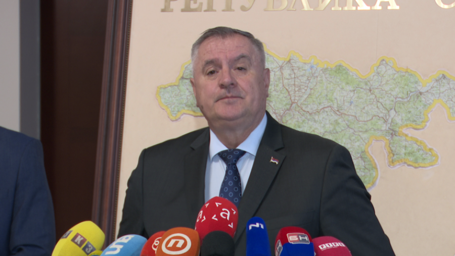 RADOVAN VIŠKOVIĆ DAO JOŠ JEDNO OBEĆANJE PRED IZBORE: 'Teško se živi ...