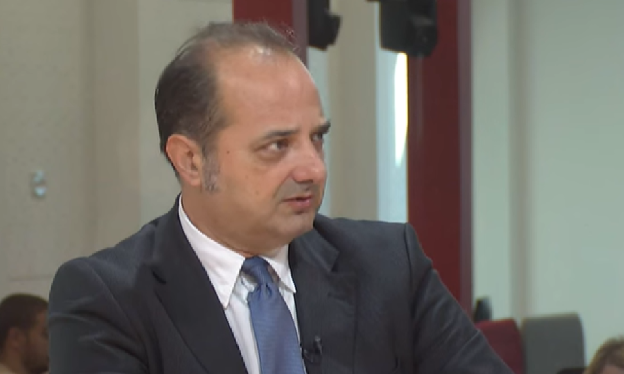 'SB' - SKICA ZA PORTRET; ALEKSANDAR RAKOVIĆ, SULUDI VUČIĆEV HISTORIČAR ...