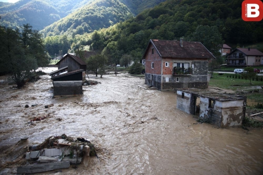 INTERNACIONALNI MEDIJI: Katastrofalne poplave u BiH nisu iznenadile s ...