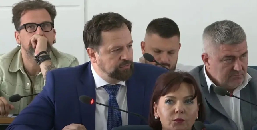 FINANSIJSKA KRIZA KANTONA SARAJEVO DUBOKO JE POGODILA SVE: Opozicija ...