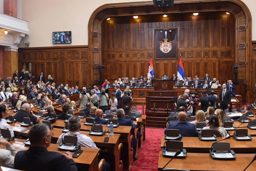 BURNO U SRBIJI: Glasanje u Skupštini Srbije otkrilo sve, ko su Vučićevi ljudi u opoziciji ...