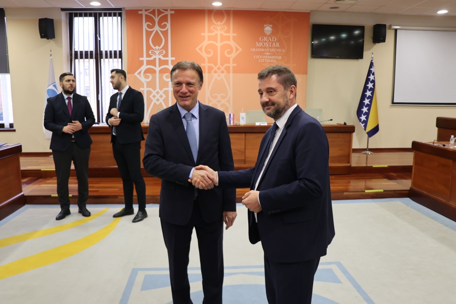 SUPROTNO ONOME ŠTO NAM JE EVROPA PORUČILA: Jandroković sa HDZ-ovcima ... SUPROTNO ONOME ŠTO NAM JE EVROPA PORUČILA: Jandroković sa HDZ-ovcima ...
