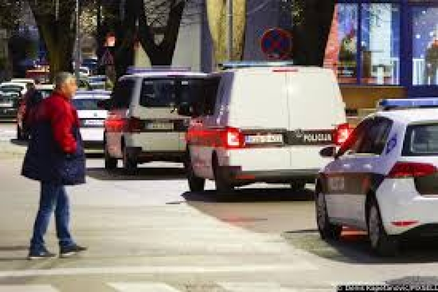 PUCNJAVA U MOSTARU: Jedna osoba koja je ranjena večeras na novoj gradskoj magistrali prevezena ...