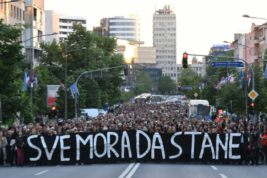 STUDENTI ZBOG NOVOSADSKE TRAGEDIJE BLOKIRALI FAKULTETE: Zašto nisu ...