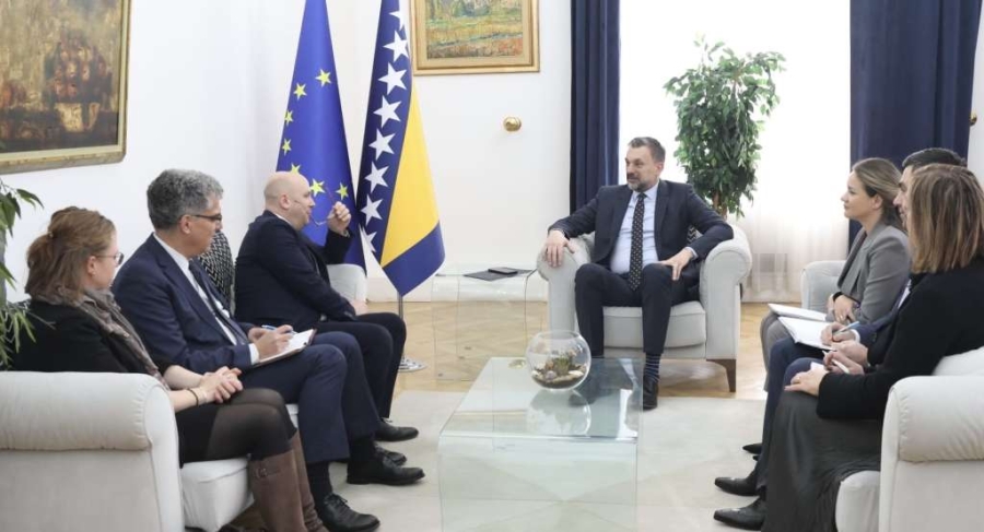KONAKOVIĆ SE SASTAO SA SARAZZINOM: BiH ostaje čvrsto opredjeljena na svom putu ka EU | Slobodna ...