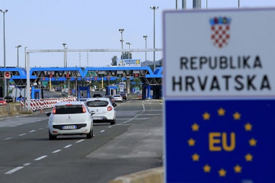 ZBOG NAJMANJEG DUGA MOGU VAS VRATITI SA GRANICE: Evo kako da provjerite ...