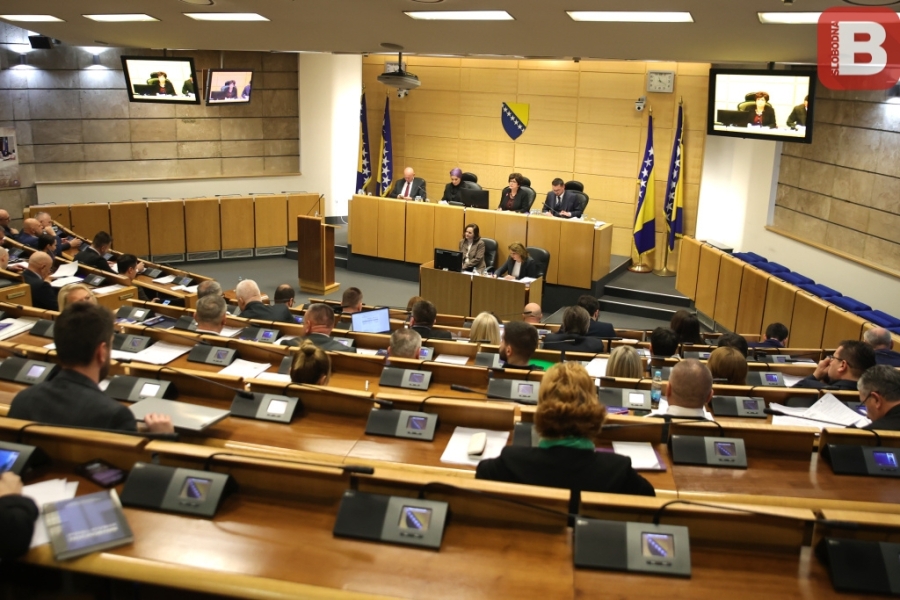 POČELA SJEDNICA PARLAMENTA FBiH: Na dnevnom redu izmjene Zakona o ...