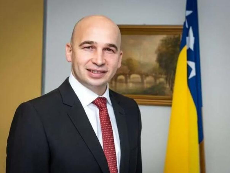 PREMIJER ZDK NEZIR PIVIĆ LJUT KAO RIS: 'U raspodjeli 257 miliona KM za ...