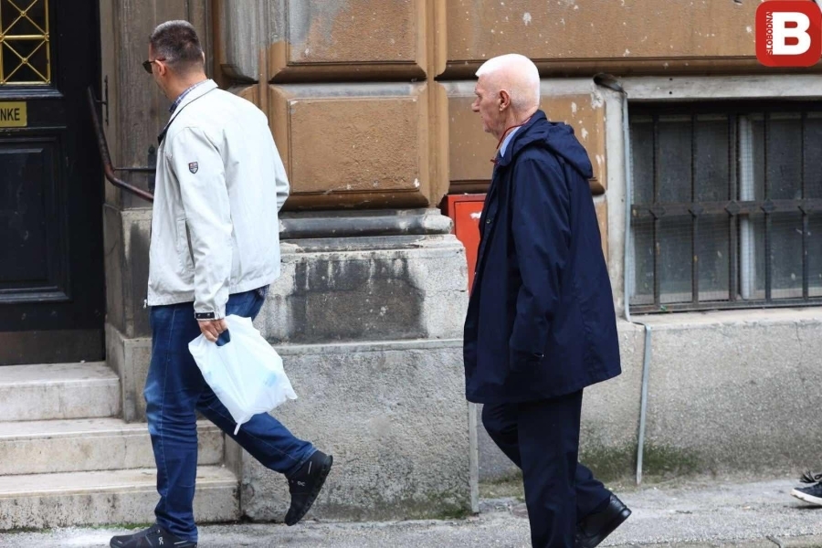 SUĐENJE SENAIDU MEMIĆU I OSTALIM: Odgovarajući na upite Odbrana ...