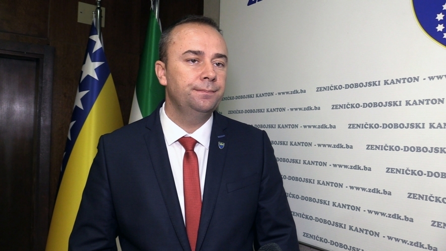 DELEGAT ČOLAKOVIĆ ZA 'SB' NAJAVLJUJE NOVU SJEDNICU DOMA NARODA ...