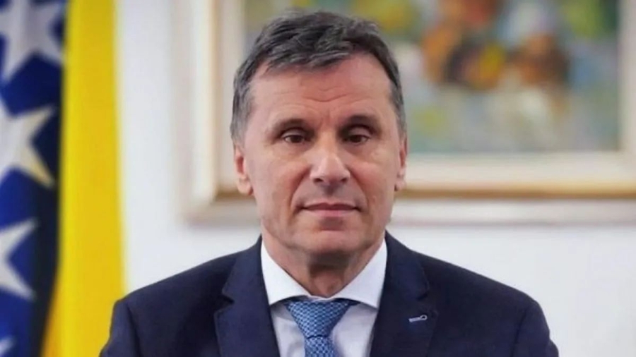 GRAĐANI UPUĆUJU PORUKE PODRŠKE FADILU NOVALIĆU: 'Pustite ga da nam ...