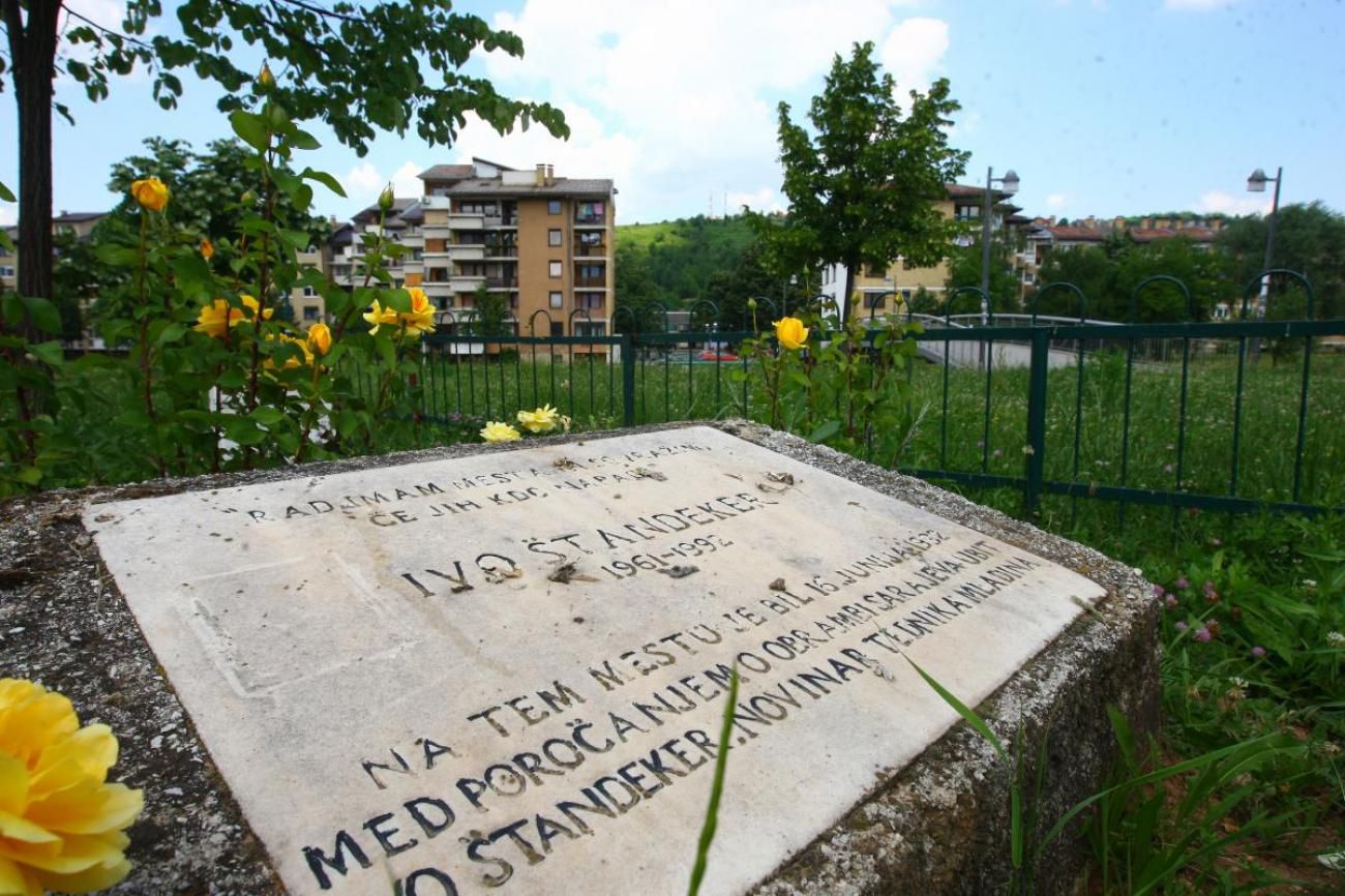 GODINE PROLAZE, SJEĆANJA NE BLIJEDE: Prije 33 godine na Dobrinji ubijen ...