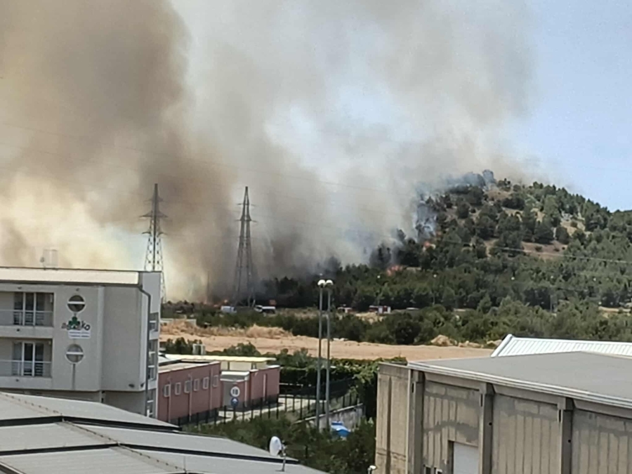 POŽAR KOD ŠIBENIKA: Vatrena stihija prijeti cijeloj industrijskoj zoni ...