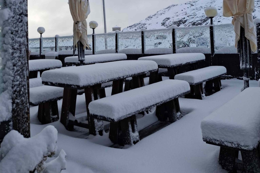 SNIJEG PADA KAO DA JE DECEMBAR: Zimska idila u Evropi usred ljeta ...
