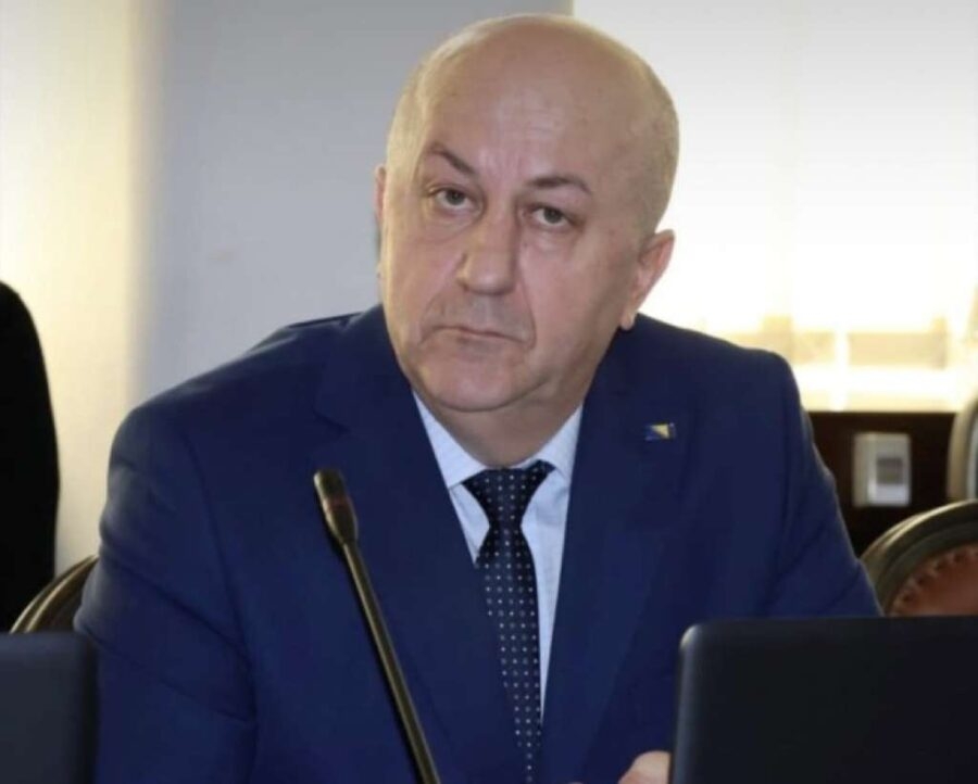 MINISTAR LOKMIĆ NAJAVLJUJE: U septembru isplata jednokratne novčane ...