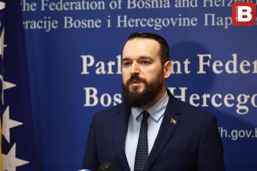 ČAVALIĆ O USTAVNOSTI NERADNE NEDJELJE: Gdje god otvorite taj zakon ...