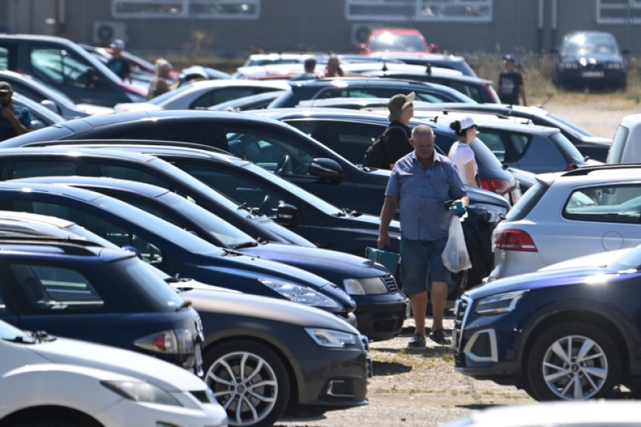 OGLAS ZA AUTO INASMIJAVA CIJELU REGIJU: 'Za ovo ti treba blagoslov od ...