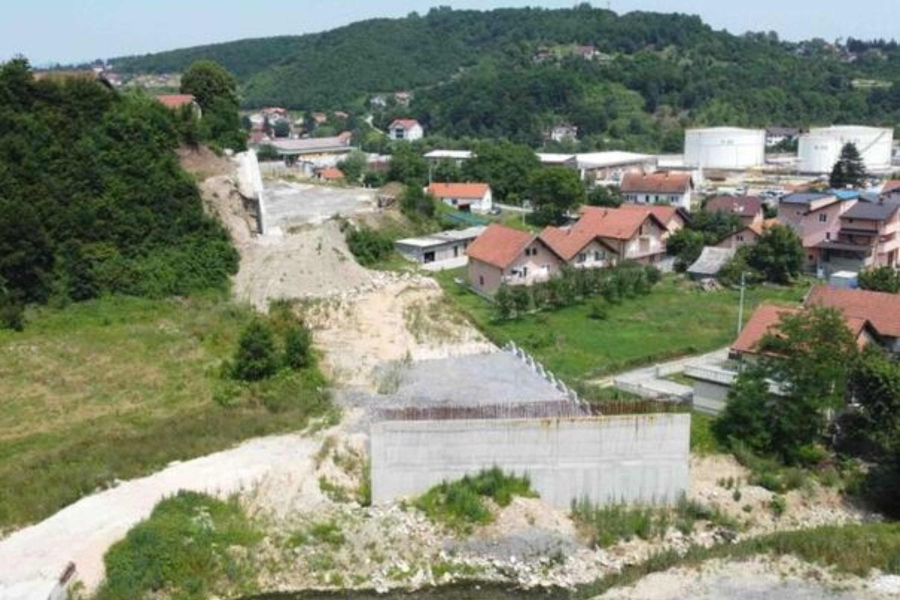 PARADOKS GRADNJE AUTOCESTA U BiH: Široki Brijeg brže do Hrvatske nego ...
