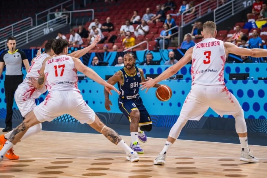 EUROBASKET 2025 / OSMINA FINALA: Zmajevi porazom od Poljske završili ...