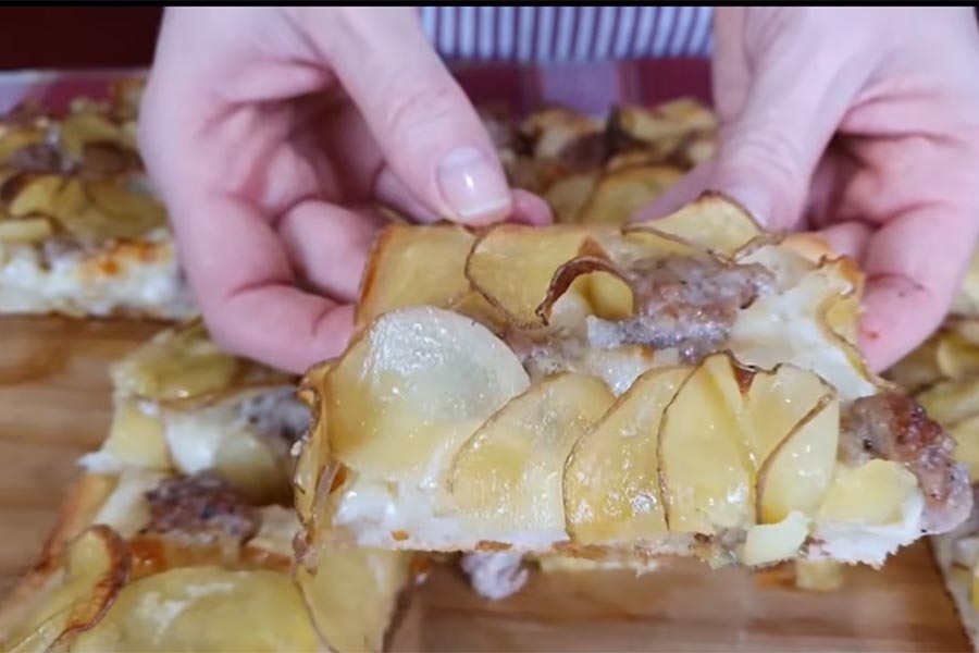 RAZVUCI I PECI: Ovakvu pizzu sigurno još niste probali, trik je vrlo ...