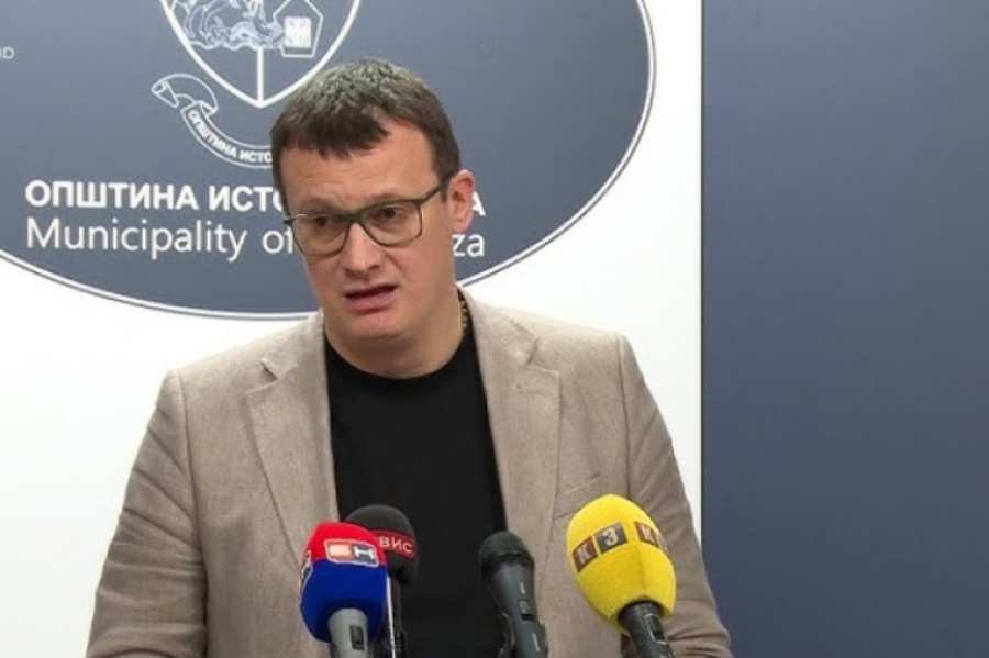 BOŽOVIĆ U NEVJERICI: 'Ovo je ludost i loše rješenje, trebamo se odlučno ...
